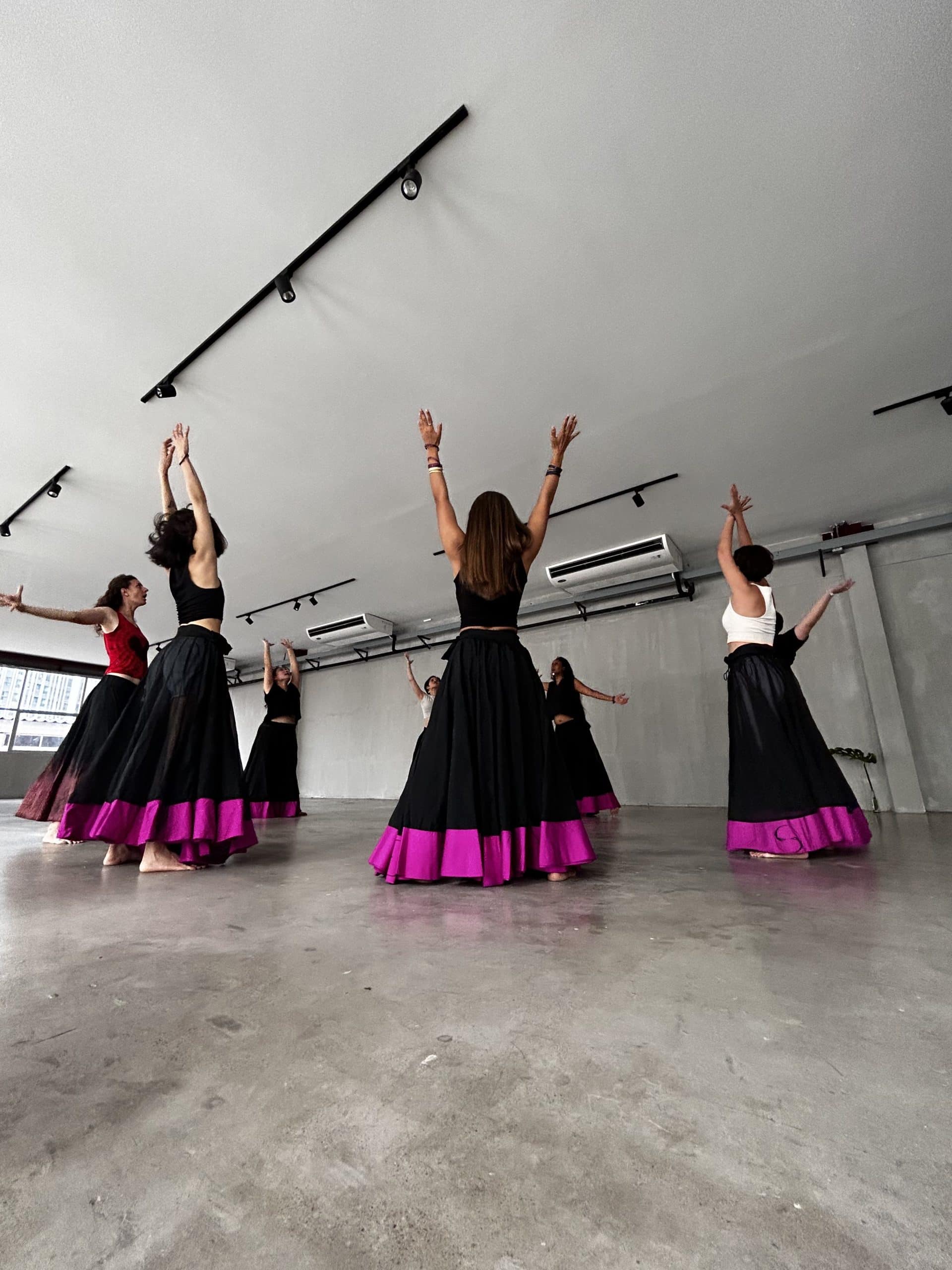 MM Magazine - Sircle Yoga Dance